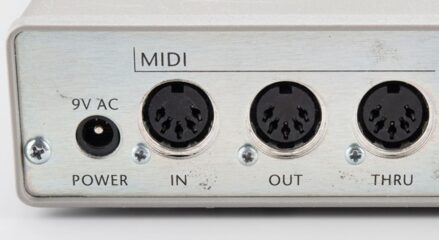 How to Connect a MIDI Keyboard to Another Keyboard: Here's the Answer