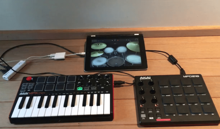 How to Connect a MIDI Keyboard to Another Keyboard: Here's the Answer