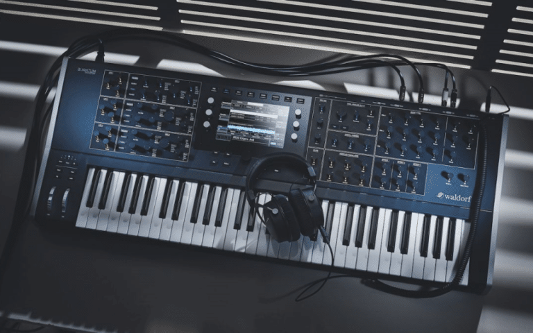 Midi Keyboard vs Synthesizer: Compare and Decide!