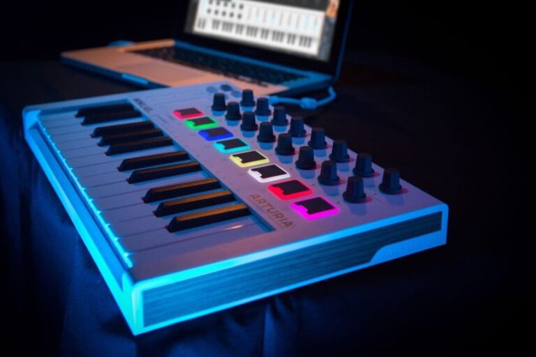 5 Best MIDI Controllers for Reaper Selection (Spring 2025)