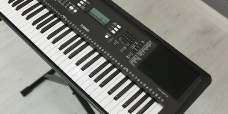 Yamaha PSR E373 Reviewed in Detail (Winter 2025)