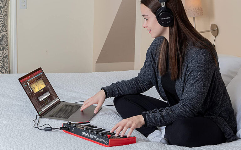 6 Best Mini Synths (Winter 2025) - Detailed Reviews